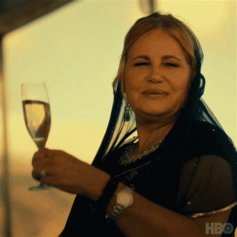  Y Z Serii Jennifer Coolidge Tenor