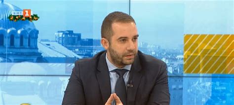 Богдан Кирилов До 5 дни ваксината на Pfizer може да стои в хлади