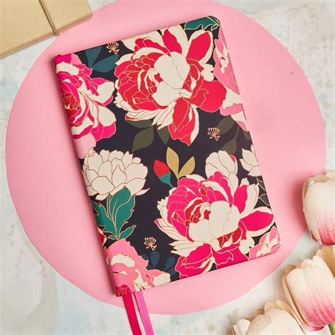 DOODLE Hard Bound Soft Foam Padded Paper Notebook Compact Size A X Pages