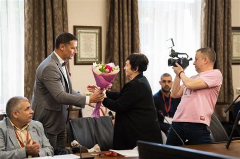 Пак ще се срещнем след 10 години Handmasters Bg