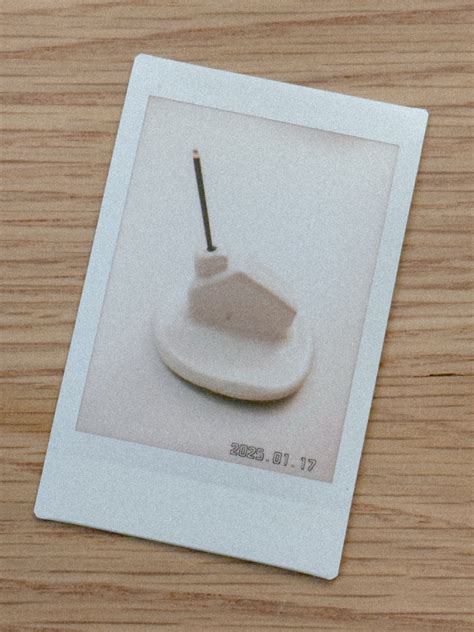 행복한 가정은 저마다의 이유로 행복하다 사실 안나 카레니나의 첫 문장은 반대의 의미지만 행복한 이유도 아주 사소하고 다양하게 있다는 걸 이 작은 집을 보면서 생각했어요