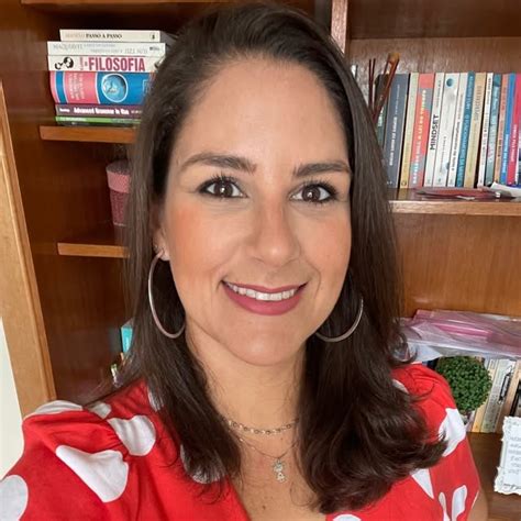 Deborah Cal Autoconhecimento Deborahcal • Threads Say More