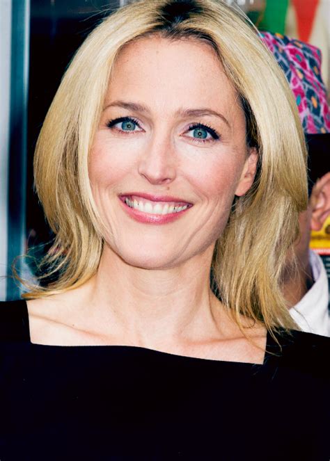 Gillianandersons Gillian Anderson Brown Hair Gillian Anderson Johnny