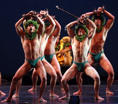 Haka Dancers In Hawaii