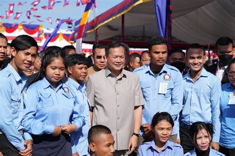 សម្តេចបវរធិបតី ហ៊ុន ម៉ាណែត មិនដែលនឿយណាយក្នុងការនិយាយពីគុណតម្លៃសន្តិភាព និងគុណវិបត្តិសង្គ្រាមឡើយ