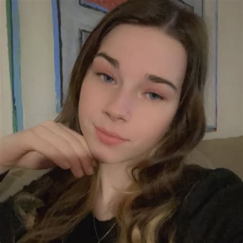 Lilly Dow Lillyydow On Threads