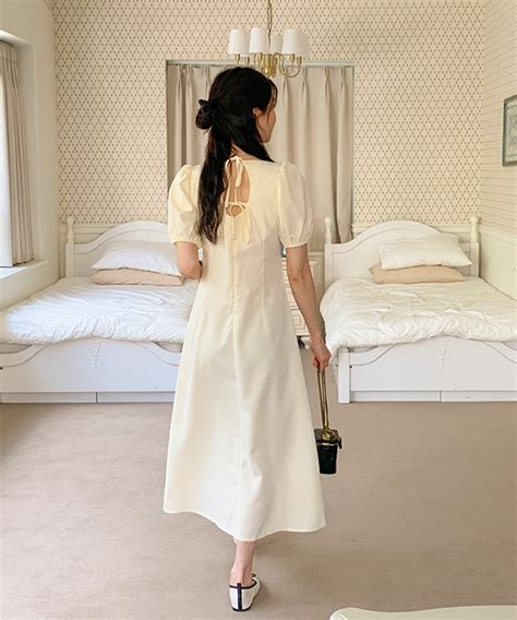 메이글 당일발송🎁 뒷 리본 포인트 원피스 3 Color한정판매