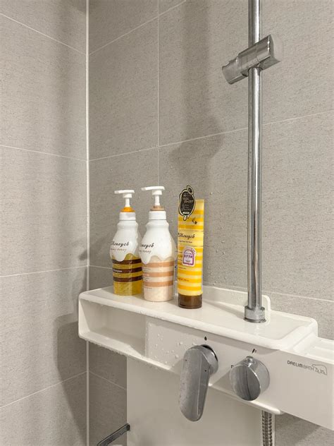 겸💛 감성육아 아기가있는집 구ㅣ여운 ㄴㅕ석🤍 요즘 진짜 점점 더 이뻐져요 맨날 이뿌다는 말을 달고 사는중 그만큼 땡깡의 강도도 강해지지만요 ㅋㅋ 아기상어