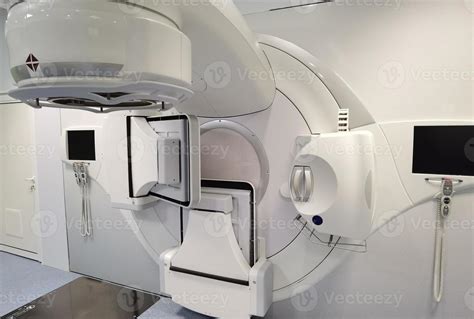 Medical Advanced Linear Accelerator In Oncological Cancer Therapy In A Modern Hospital 11047735