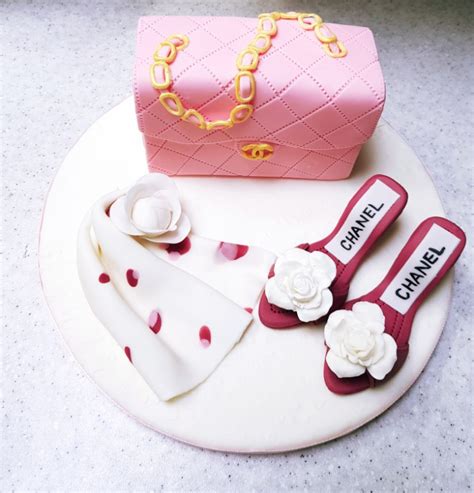 스위트해븐 나의생일아침샤넬가방셋트케이크수업강남슈가크래프트강남논현설탕공예생일슈가케이크주문맞춤케이크소자본창업반포서초동방배서래마을생일케익1급지도사자격증