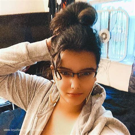 Taeha Kim S Videos And Clips Official Account LoyalFans