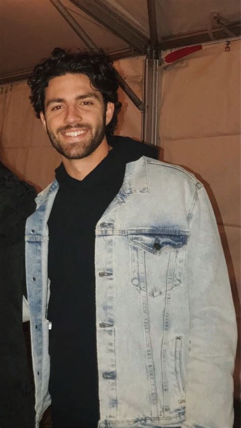 Pin On Dansby Dansby Swanson Hot Baseball Players Curly Hair Men