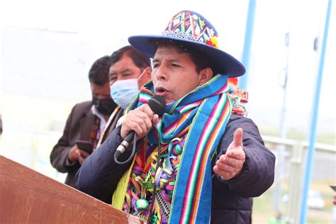 Педро Кастільо зустрівся з регіональними лідерами на 5 й Децентралізованої Раді Міністрів Пуно