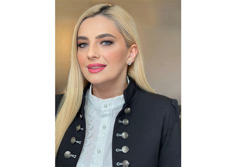 Georgiana Popovici Profesor De Matematică „am Intrat în Clasă Cu Inima Bătând Puternic Dar și