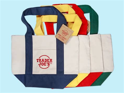 Trader Joes Mini Tote Bags Are Rumored To Return Next Week In 4