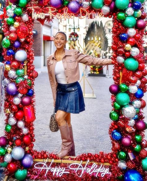 Eva Larue Evalarue • Instagram Photos And Videos