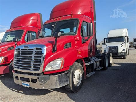 2016 Freightliner Cascadia 113 For Sale In Sikeston Missouri