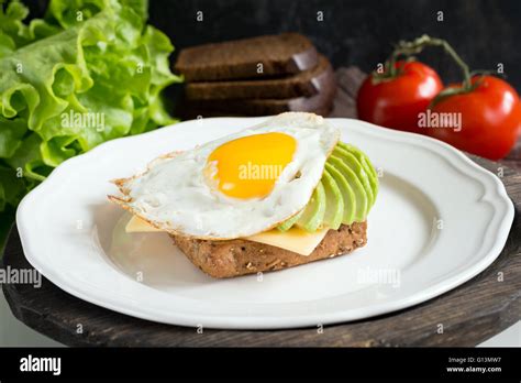 Sunny Side Up Egg Avocado At John Ogburn Blog