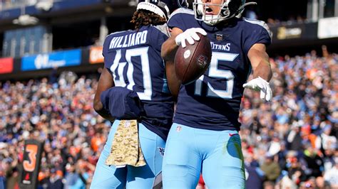 See Tennessee Titans Take Lead On Flea Flicker Td To Nick Westbrook Ikhine