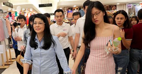 อุ๋ง อุ๋ง รู้จักกับ “จินนี่” แก้วตาดวงใจของคุณหญิงหน่อย สุดารัตน์ เกยุ