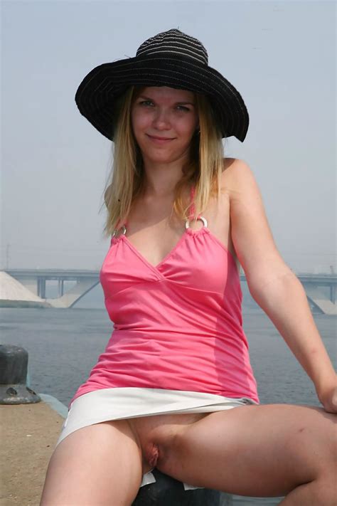 Thesandfly Showgirls Photo Gallery Porn Pics Sex Photos Xxx Gifs