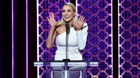 Award Winning Comedian Nikki Glaser To Perform At Kalamazoo State