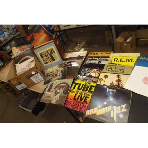 Box Of Various Vinyl Lps Classic Rock Pop Rock Ect Inc Led In
