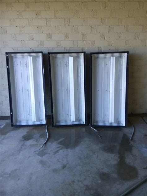 Genlyte Fluorescent Light Fixture Pn E79684 Fourlamp Fixture For Sale In Phoenix Az Offerup