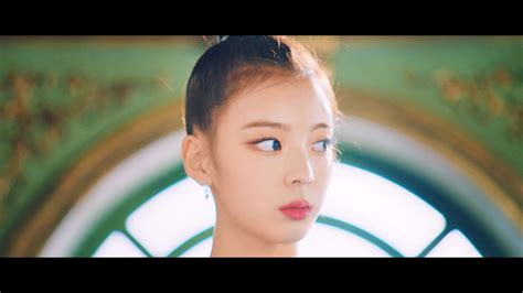 ITZY Wannabe MV Screencaps And Whos Who K Pop Database Dbkpop Com Itzy Lia Kpop