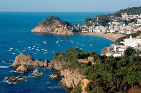 Куда поехать в отпуск в мае Зарубежные предложения