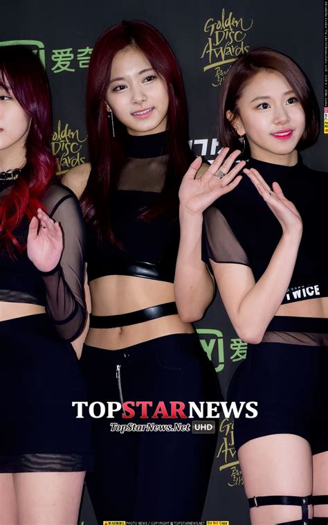 HD포토 트와이스 TWICE 쯔위 핼쑥해진 얼굴 골든디스크 네이트 연예