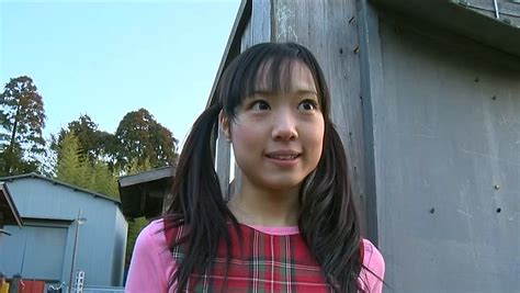 世間によくある話 小さい服着たおじょうちゃんに手を出す親父 アダルト動画 ソクミル