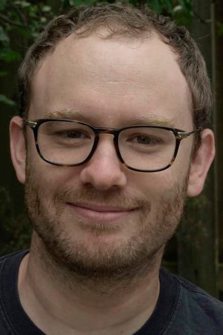 Zeek Earl About Entertainment Ie