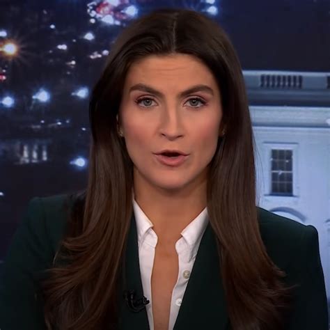 Executive Producer Abruptly Leaves Kaitlan Collins Cnn Show The Spun