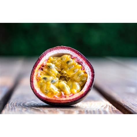 Fresh Fresh Passion Fruit 2022 With Good Price And High Quality Ready