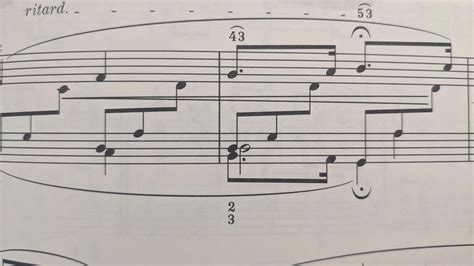 need help understanding whats going in the sheetmusic r piano