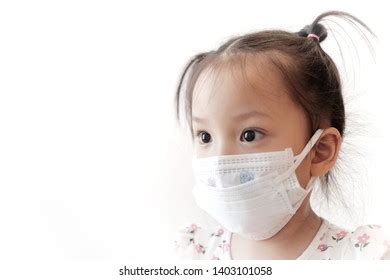 Cute Girl Constructs Robot Arduino Program库存照片 Shutterstock