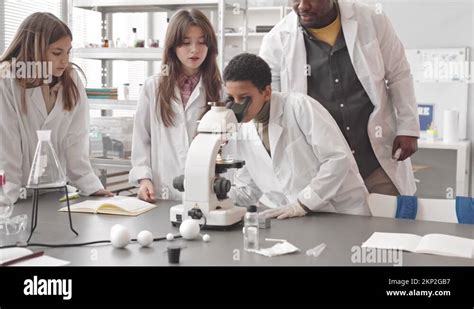 Physics Lab Microscope Stock Videos And Footage Hd And 4k Video Clips