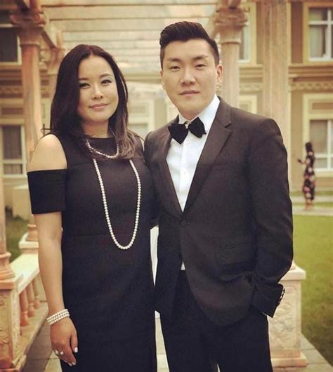 Дуучин Д Болдын 44 насны төрсөн өдөр тохиож байна Tac Mn