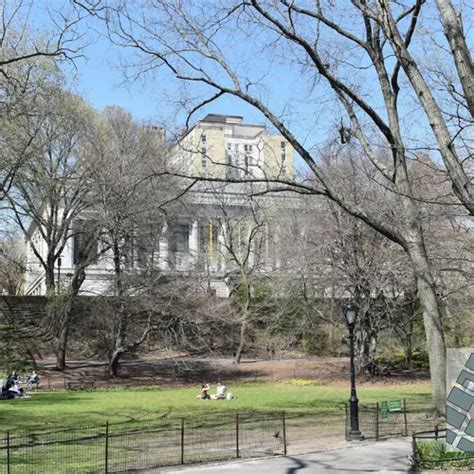 See Billionaire Bill Ackmans Plan For A Glass House Atop A Historic