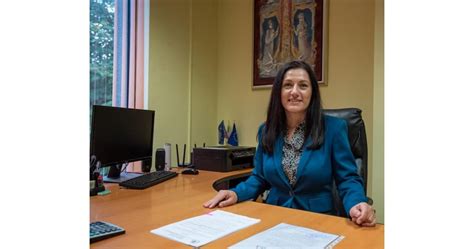 Новата кметица на район Западен развъртя метлата уволни еколог с 15 г стаж