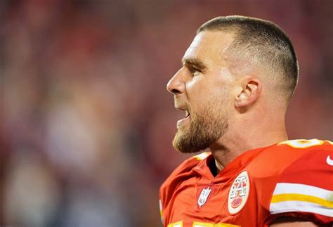 Nfl Chiefs Travis Kelce Fastest Te To Reach 10 000 Career Receiving Yards