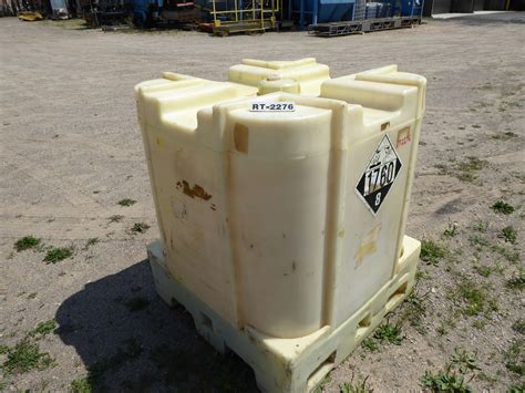 275 Gallon Poly Retangular Tank Rt2276