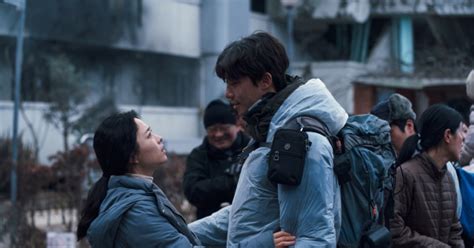 오동진 영화만사 ‘콘크리트 유토피아에 없는 것과 있는 것