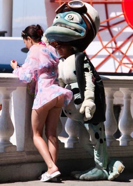 Sometimes A Babe Wind Creates A Sexy Situation 41 Pics