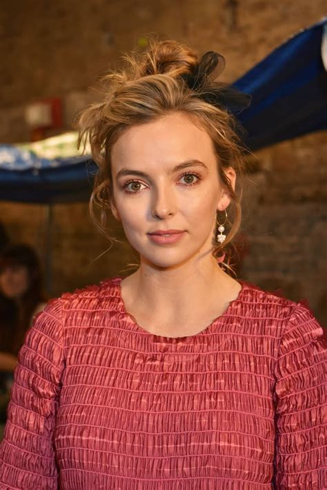 Jodie Comer On Villanelles Killer Wardrobe And Filming Killing Eve