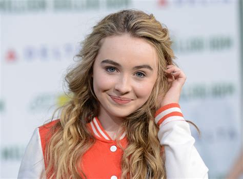 Sabrina Carpenter Pc Wallpapers Wallpaper Cave