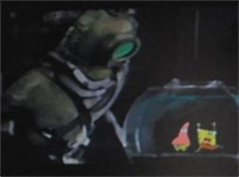 The Cyclops Gazing Down At Spongebob And Patrick In Shell City The
