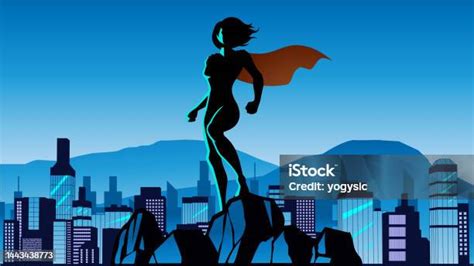 벡터 여성 슈퍼히어로 실루엣 에 도시 스카이라인 배경 스톡 일러스트레이션 여성 슈퍼히어로에 대한 스톡 벡터 아트 및 기타 이미지 여성 슈퍼히어로 도시 실루엣 Istock