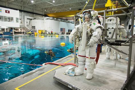 Esa Spacewalk Training